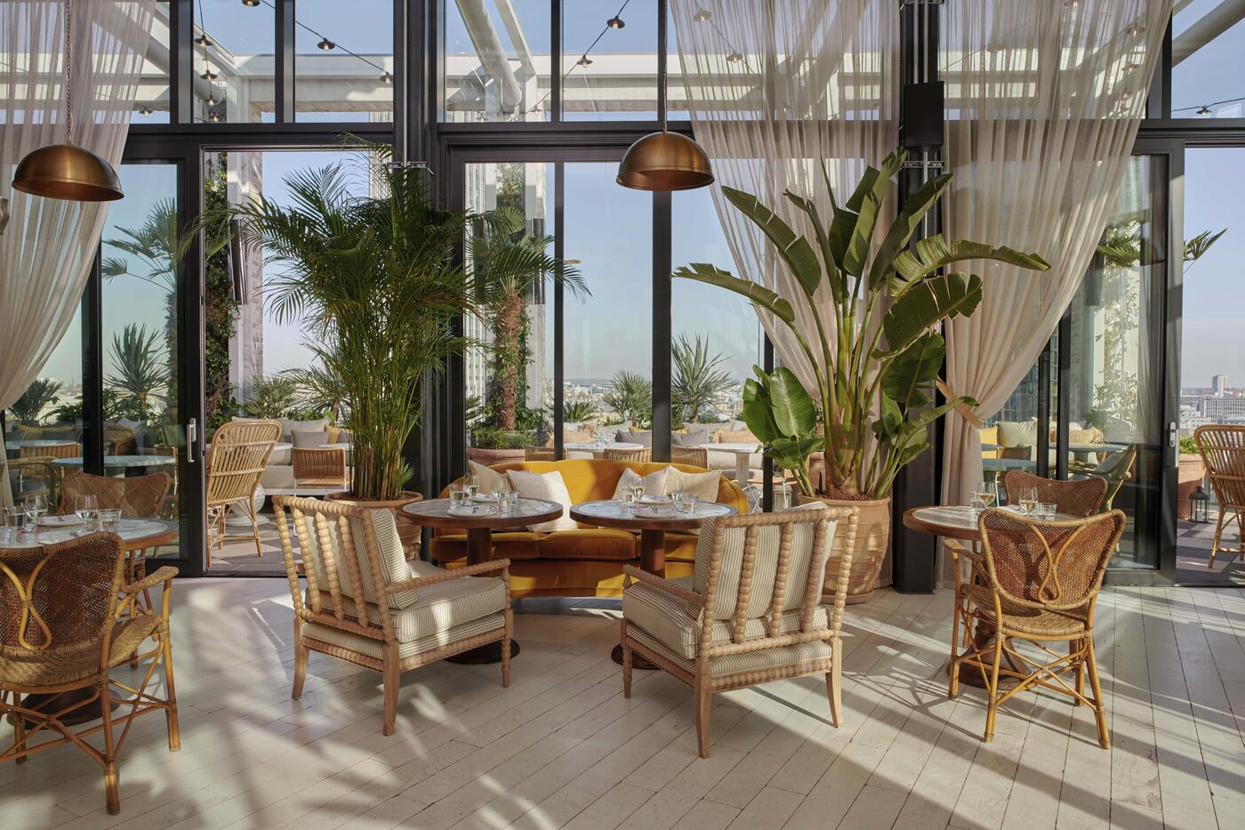 10 Riveting Rooftop Restaurants